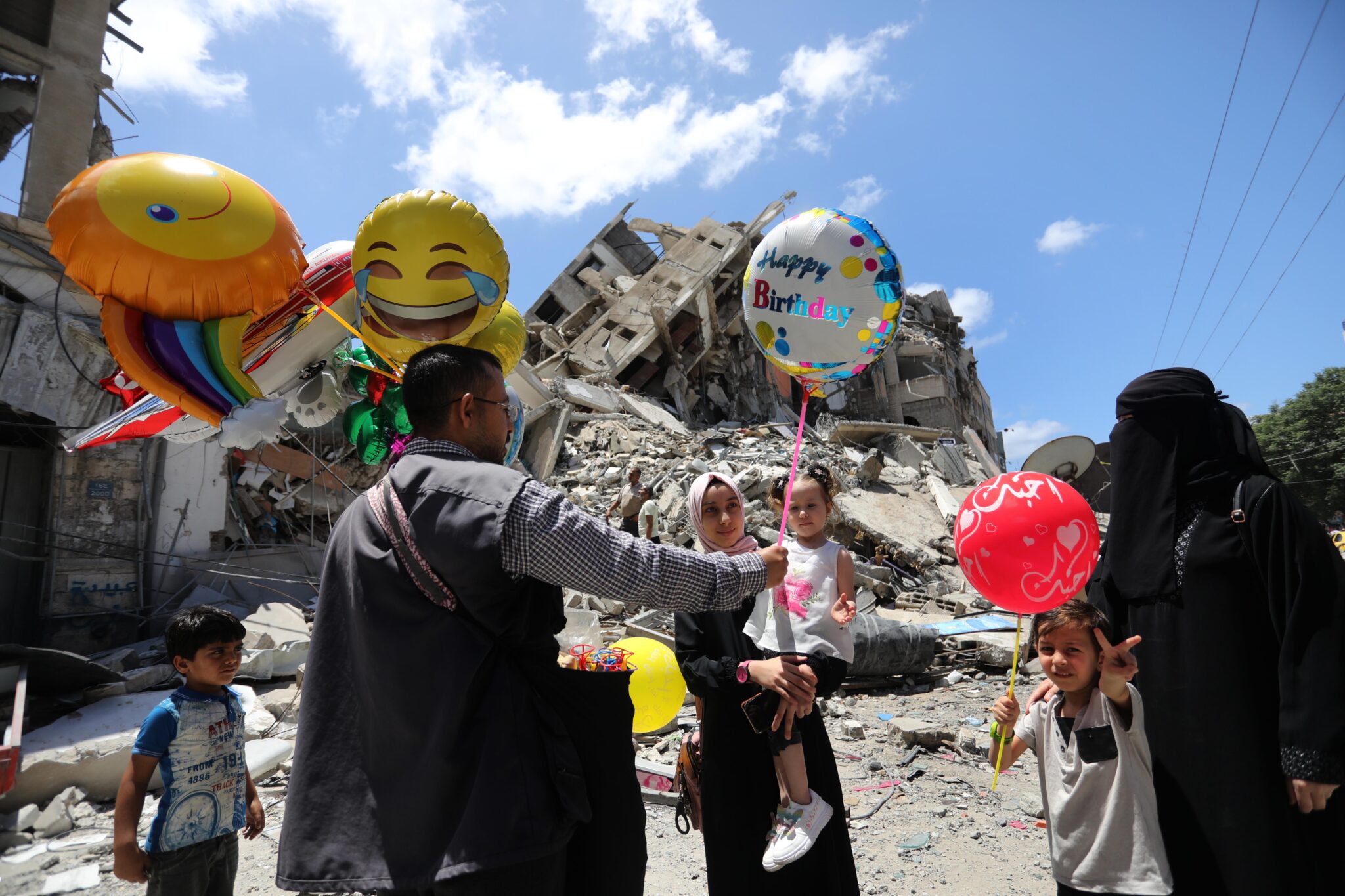 ¿Volver a la vida? Tras la brutal destrucción de las hostilidades en ...